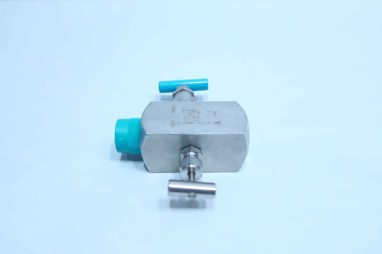 SWAGELOK SS-V2NBM12-F8-G-SG-11486