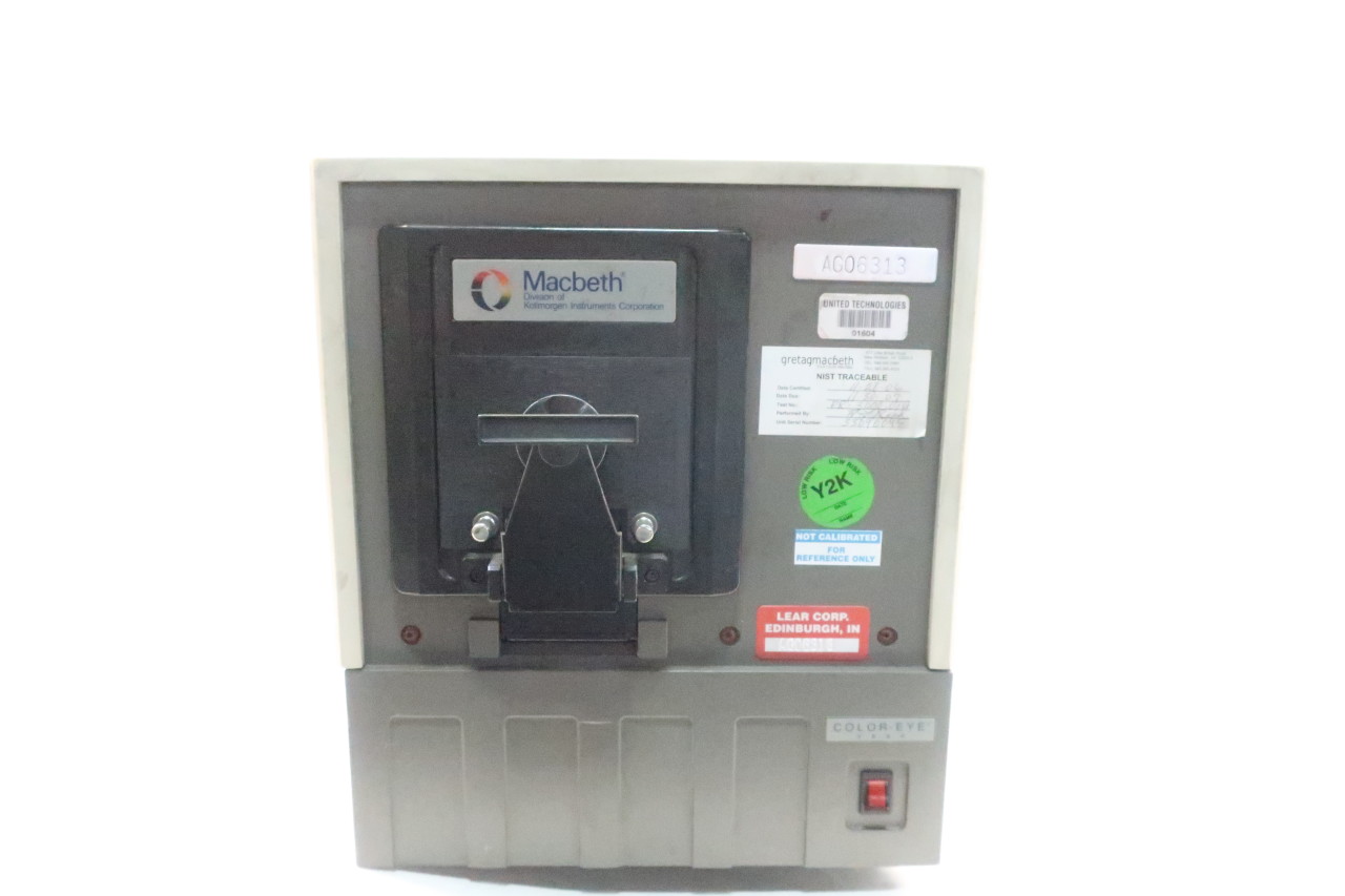 Macbeth CE-3000 Spectrophotometer 120v-ac 100w