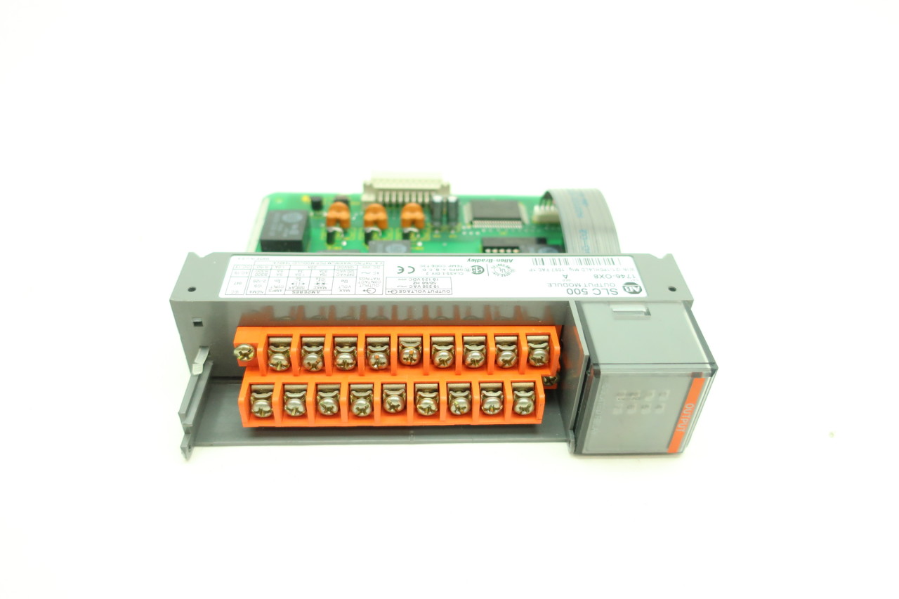 Allen Bradley 1746-OX8 Slc 500 Output Module Ser A