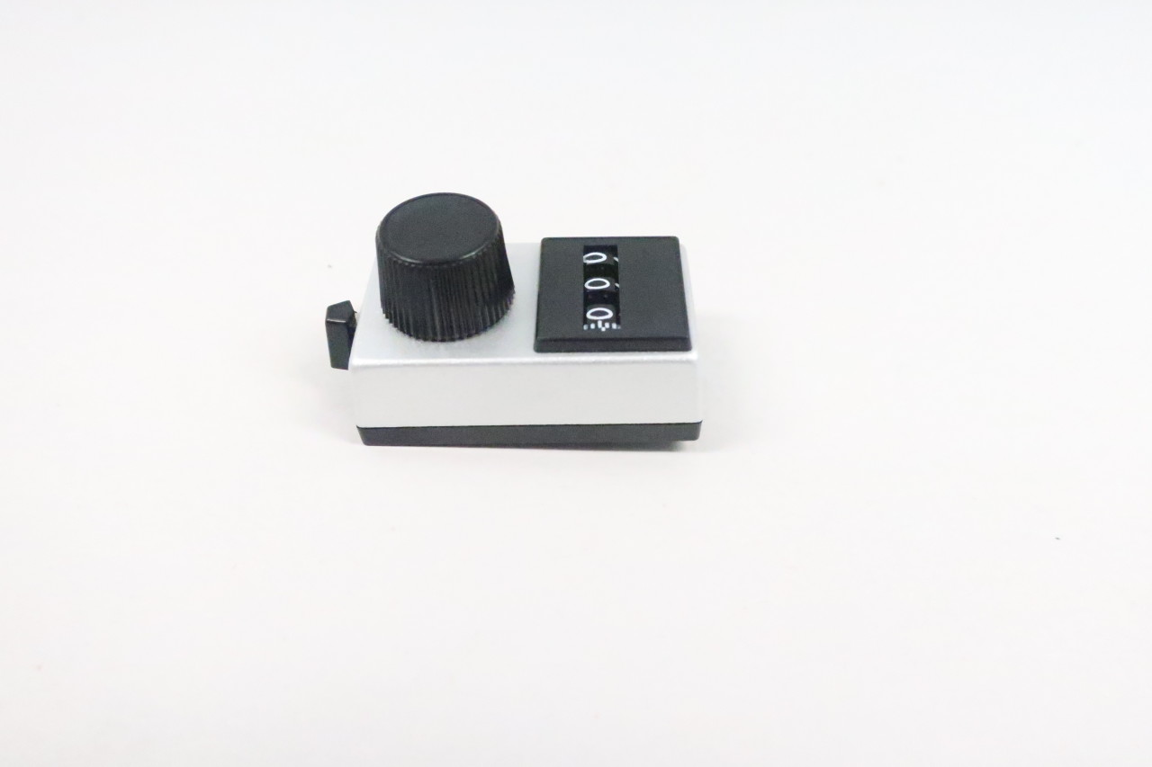 Spectrol MODEL 15 Multidial Counter