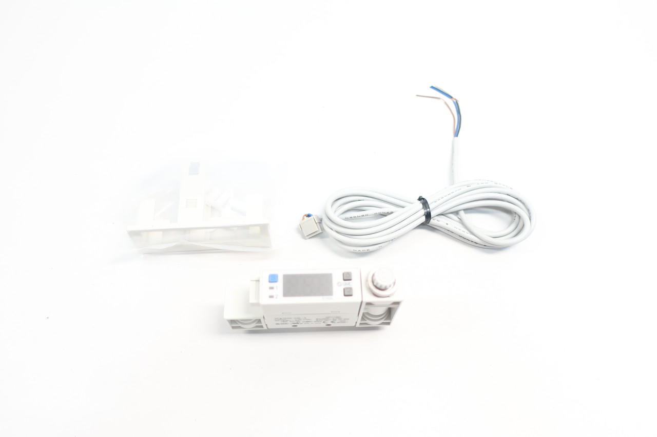 Smc PFM750S-C6L-A-V Digital Flow Switch 24v-dc