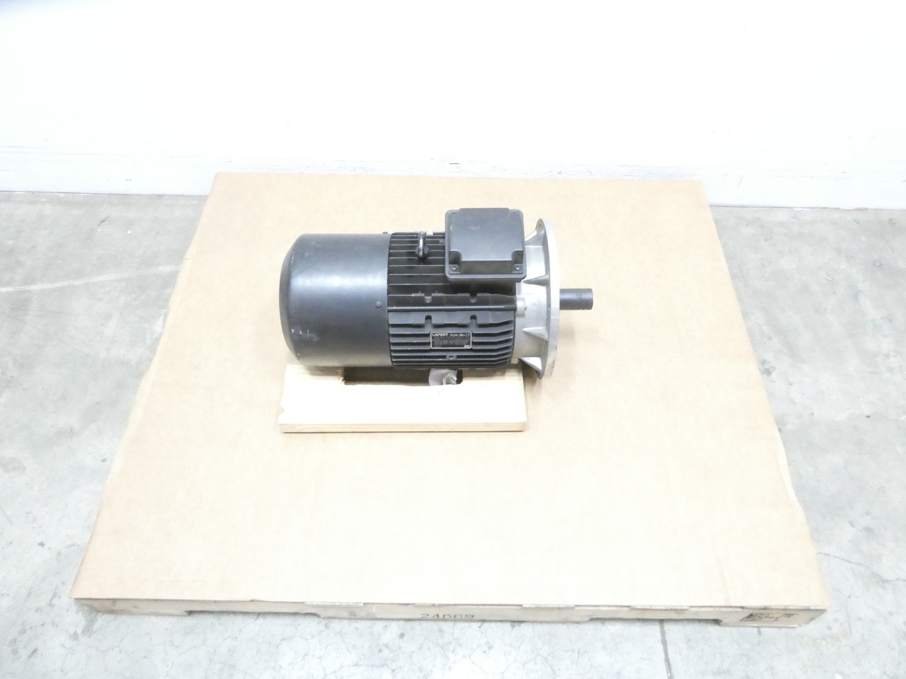 Lafert Amph 132m Ta4